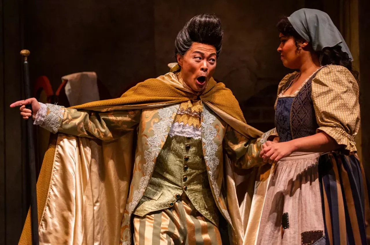 PHOTOS: All The Costumes And Color We Saw In Kentucky Opera's Comedic ...