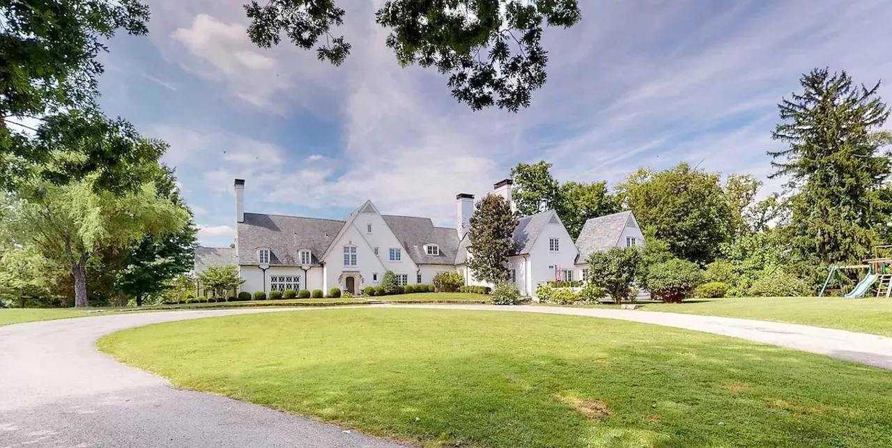 PHOTOS: Shady Brook Estate Overlooks The Ohio River With Landscaping By ...