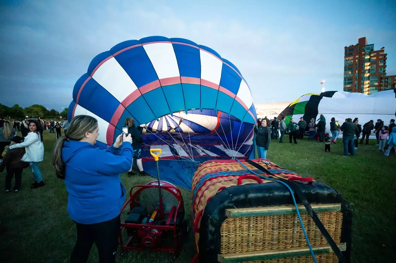 [Photos] The Kentucky Derby Festival Great Balloon Glow, Waterfront ...