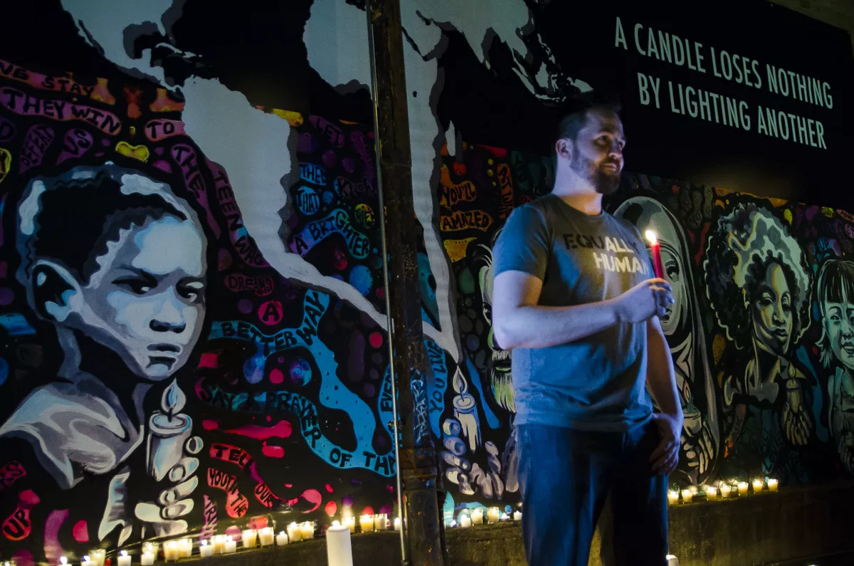 Hip-hop group Jenna Dean film new video, unveil mural promoting unity